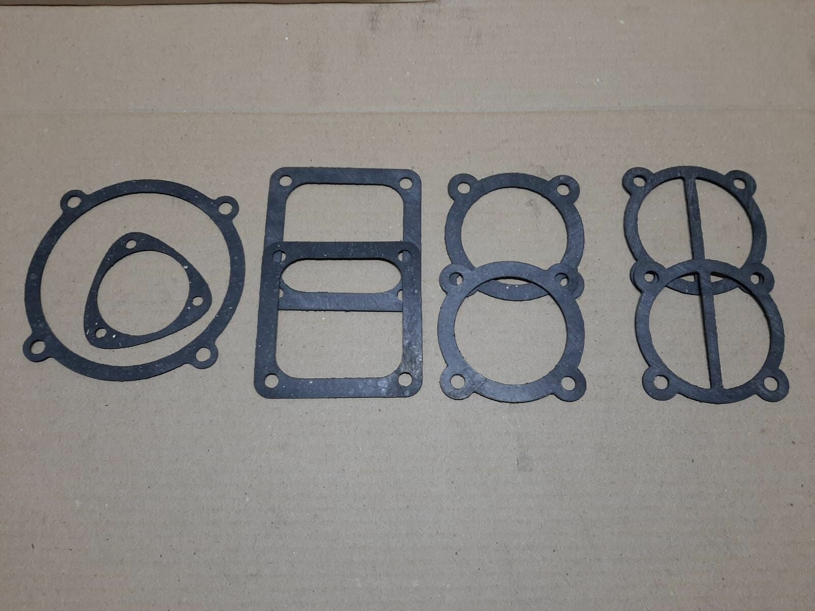 Комплект прокладок на компрессор Remeza LB-30 серый