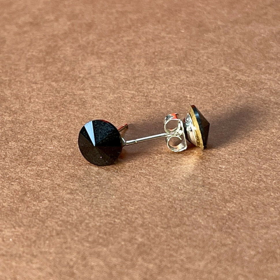 Серьги пусеты, стекло