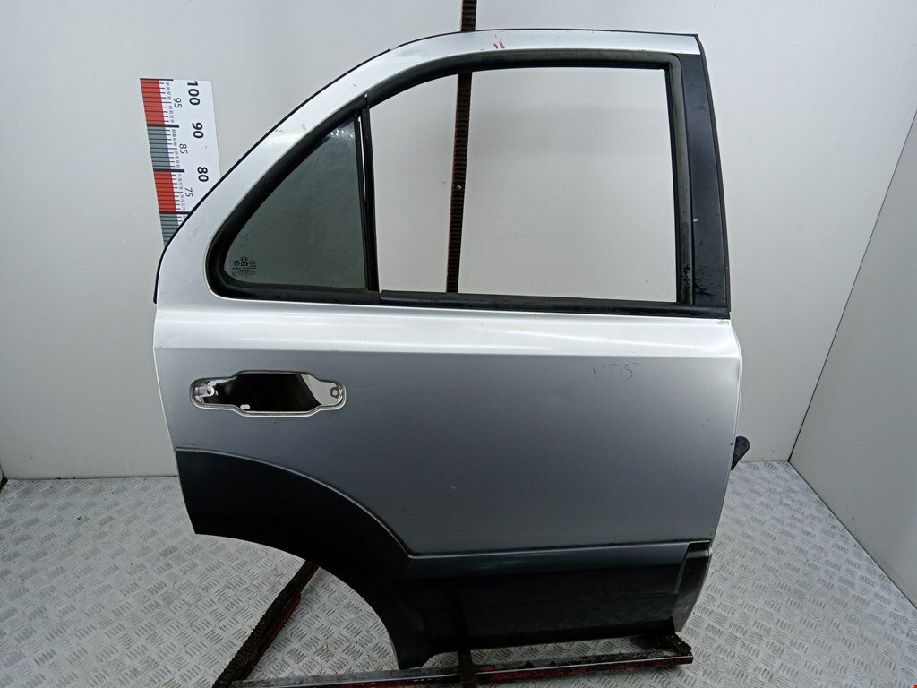 Дверь задняя правая Kia Sorento 1 (BL) 770043E111 арт. 2026830