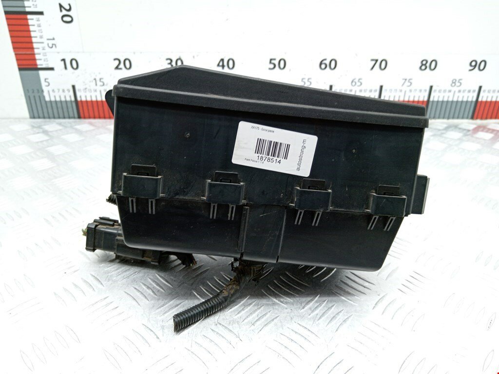 Блок реле Ford Focus 1 98AG14A076AE арт. 1878514