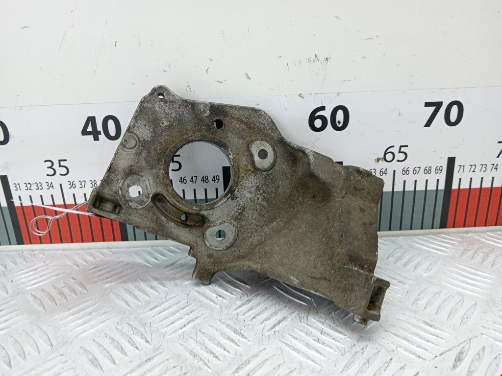Кронштейн ТНВД Ford Fiesta 6 9685235680 арт. 2044576