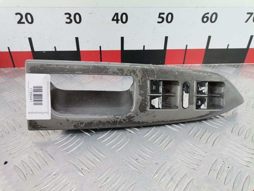 Блок управления стеклоподъемниками Volkswagen Touran 1 1K4959857C арт. 1788441