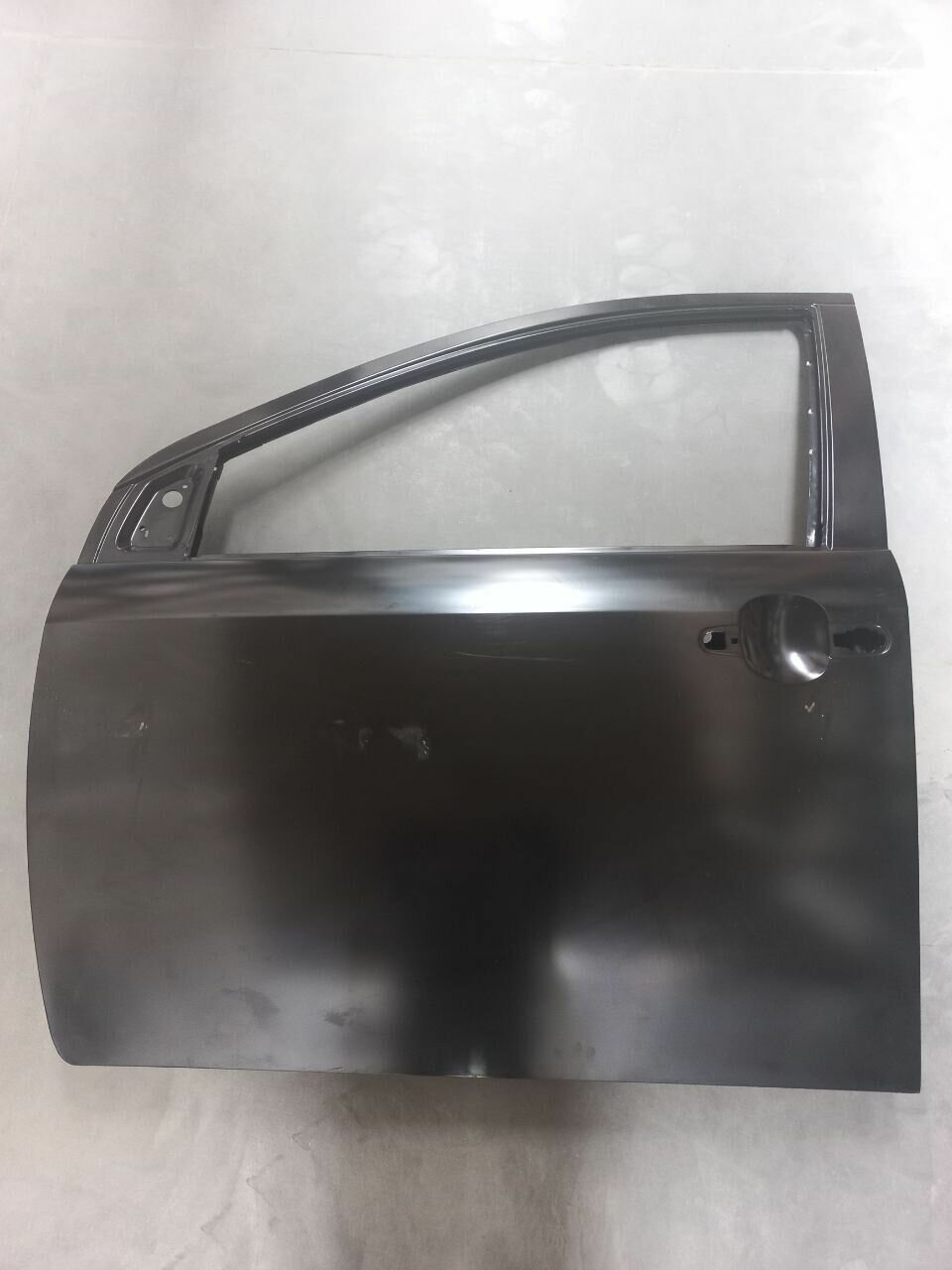 Дверь передняя левая Faw V5 [1.5 16V 5MT седан] 67002TKA10C0