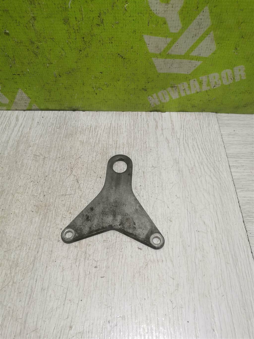 Кронштейн (сопут. товар) VW Golf 4 Bora 97-05