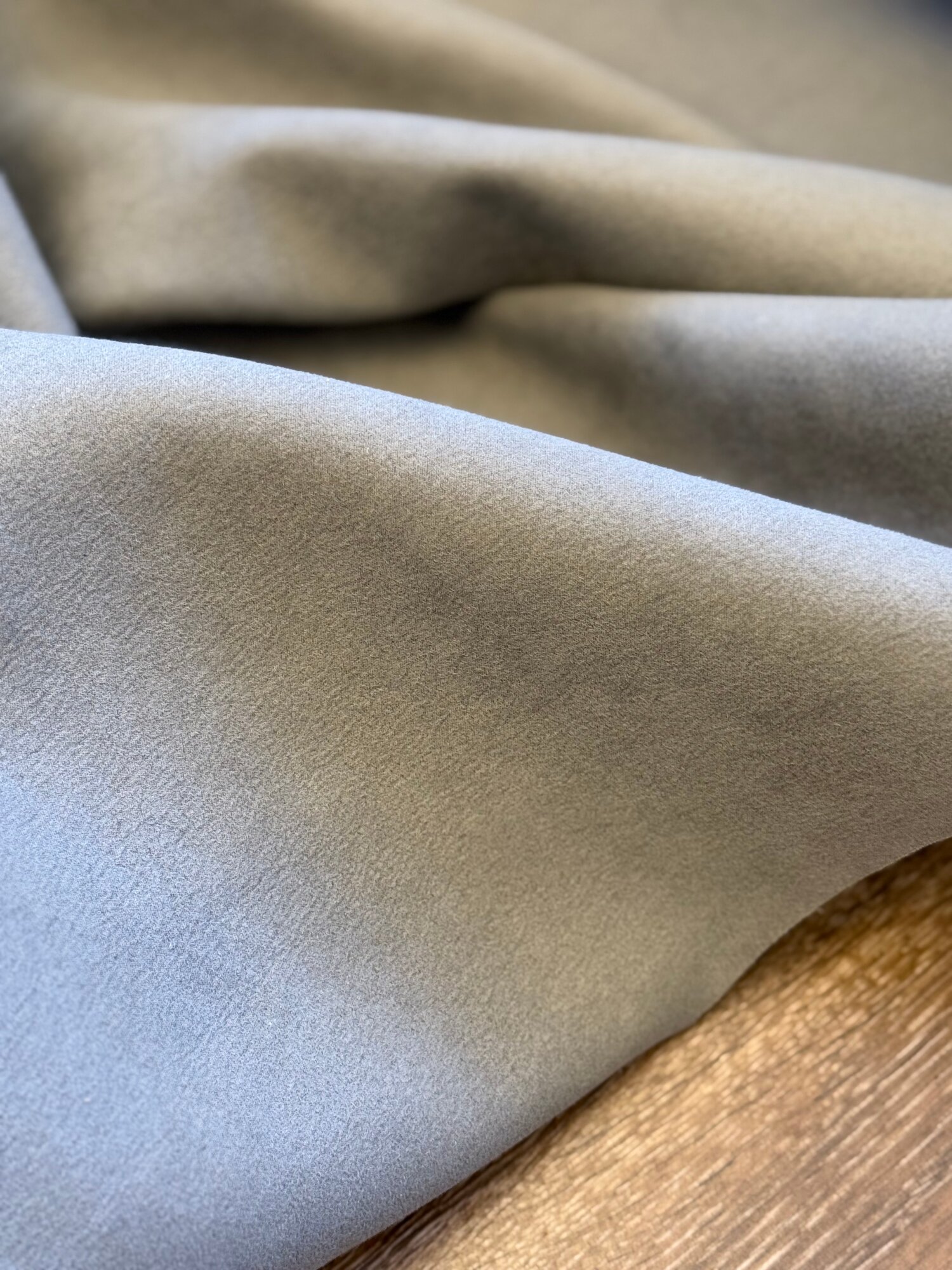 Замша. Цена за 1 п. м. Любой метраж единым отрезом.