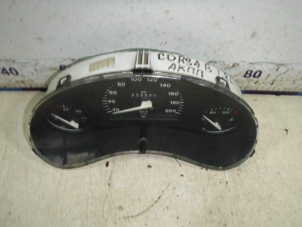 Панель приборов Opel Corsa B 90482654