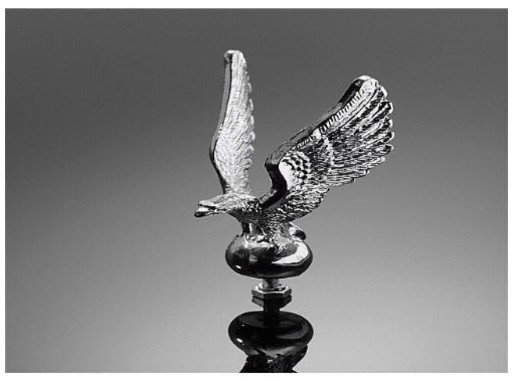 Декоративная статуэтка на крыло Eagle