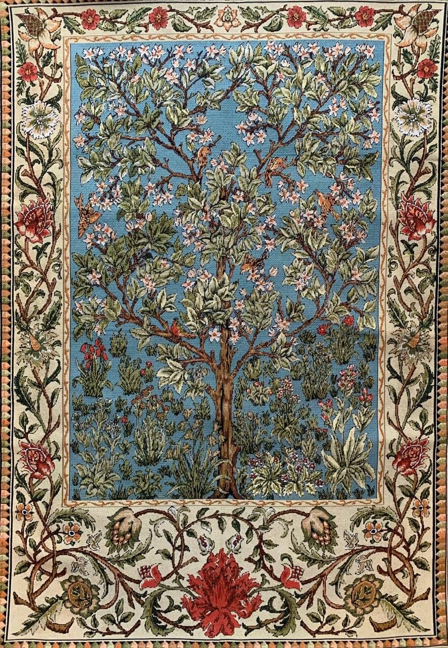 Панно гобеленовое на стену "Цветущая яблоня" У. Моррис, фон голубой 100х70 см / Гобелен