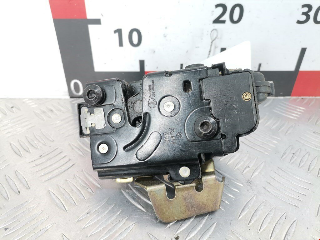 Замок двери задней правой Audi A6 C5 4B0839016G арт. 1782787