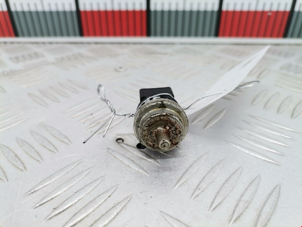 Датчик температуры охлаждающей жидкости Renault Megane 2 7700105087 арт. 1969924