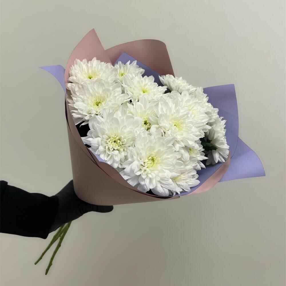 Букет Well-Flowers "Хризантема", круглый, на стеблях, 5 цветов, белый, букет свежих цветов