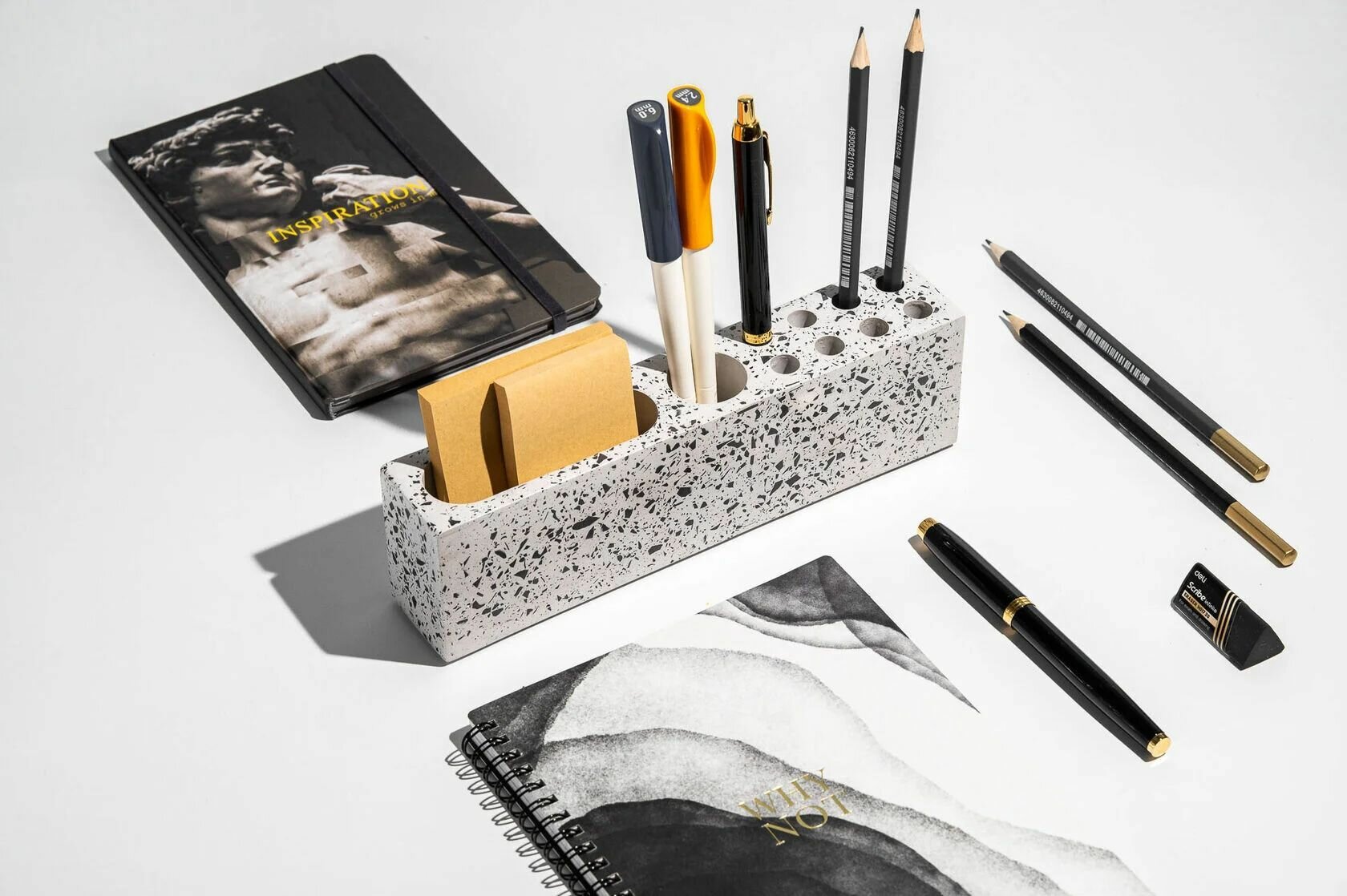 Карандашница - органайзер для канцелярии (Белый Терраццо)