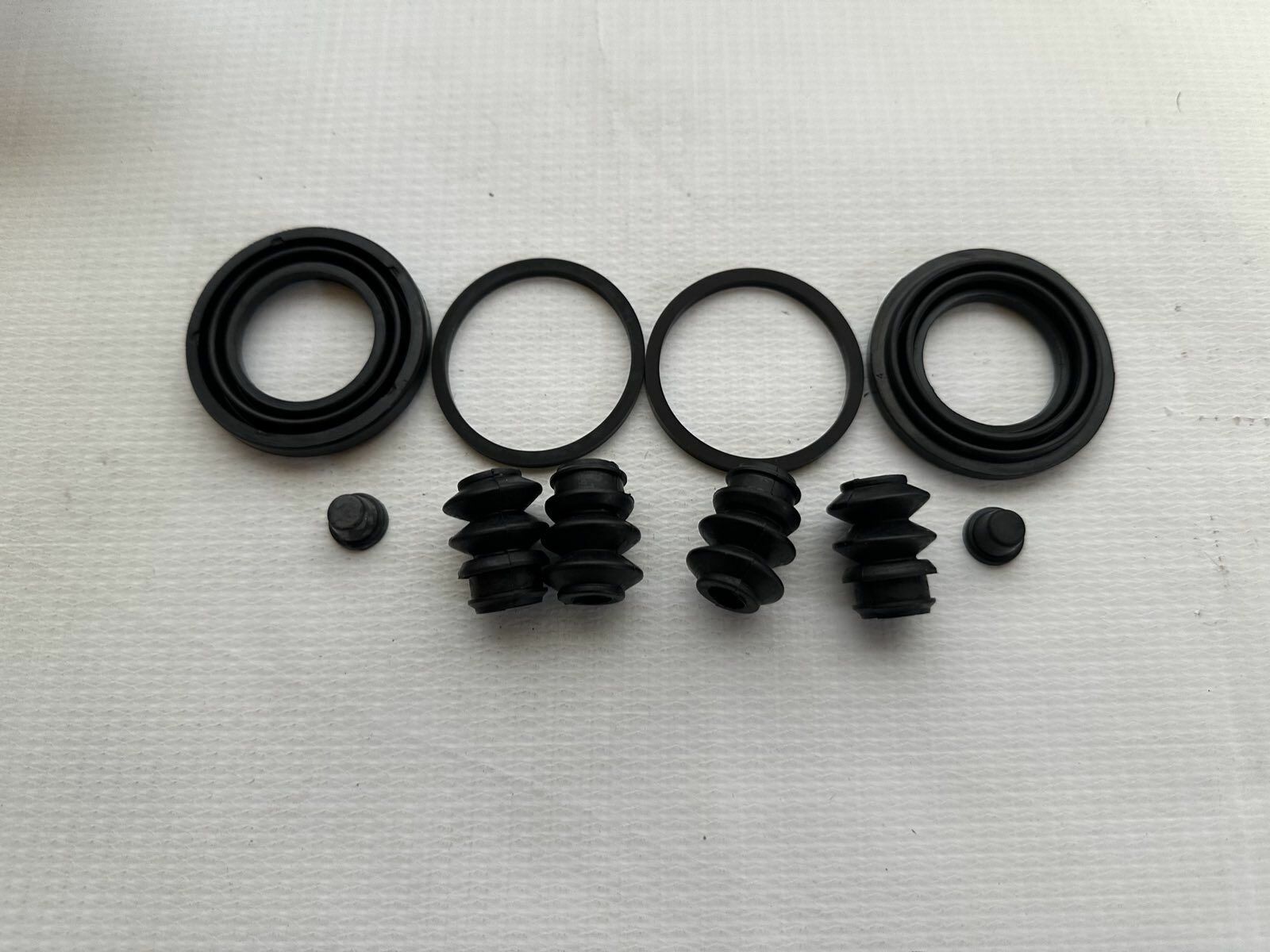 Ремкомплекты передних суппортов хендай солярис киа рио 3 hyundai solaris kia rio 3 комплект на две стороны