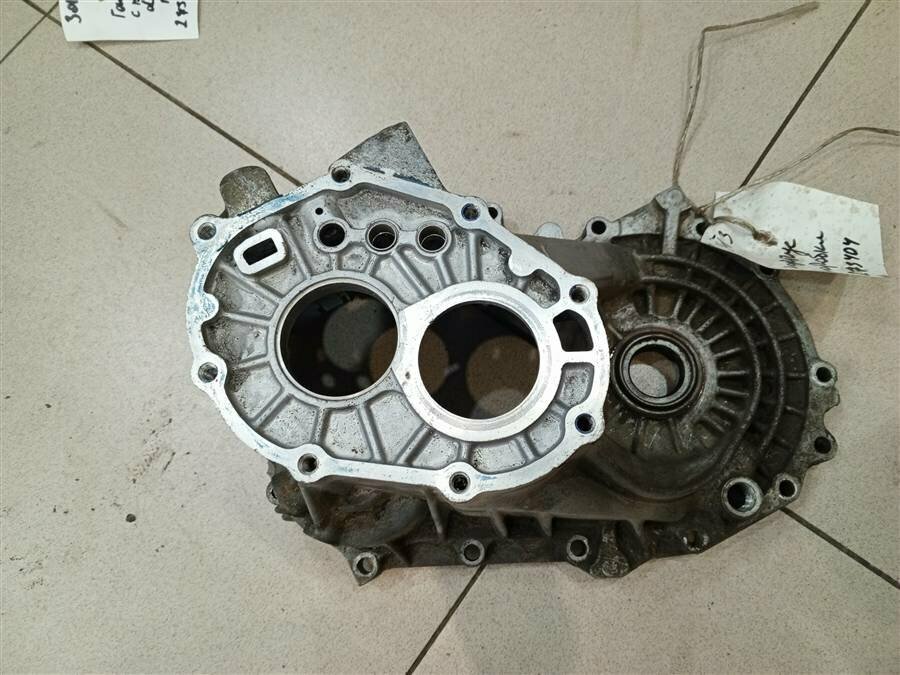 Корпус МКПП средняя часть от Hyundai Getz 2002-2010
