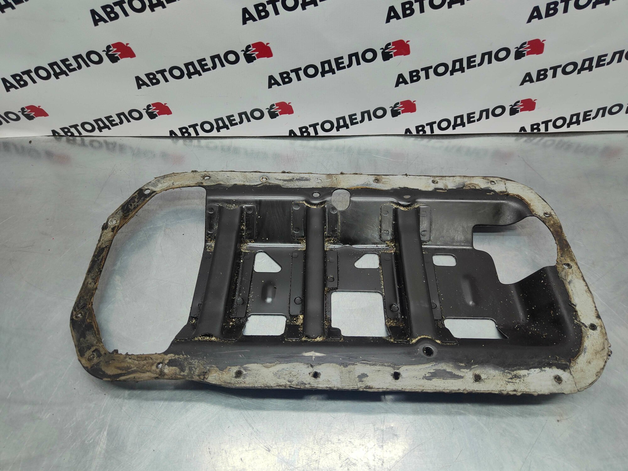 Пластина двигателя Mazda Capella GV8W 1995 г.в