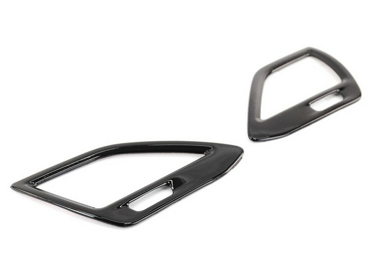 Комплект накладок на боковые воздуховоды, черный лак на Лада Веста