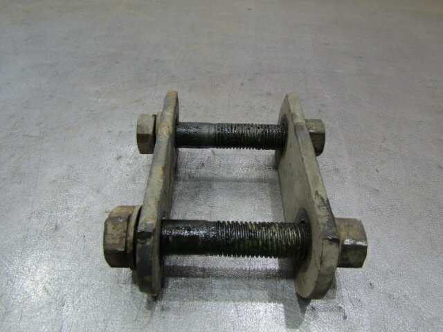 Серьга передней рессоры в сборе DAF XF105