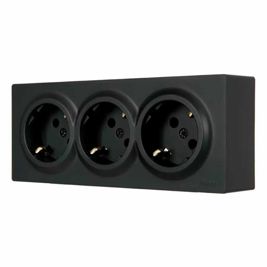 Розетка Lezard Leto тройная с заземлением, открытая установка, черная, 16А, 220В, накладная, 3 гнезда, 752-4200-127BUP