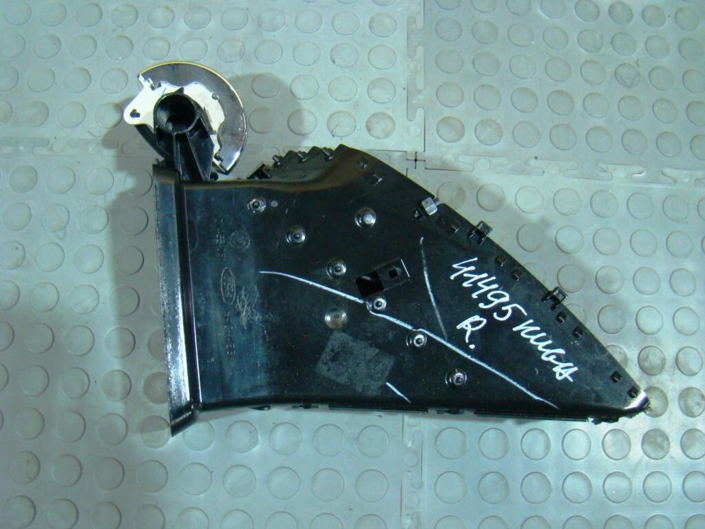 Дефлектор воздушный Ford Kuga 2012-2019 1910085 (с пробегом)