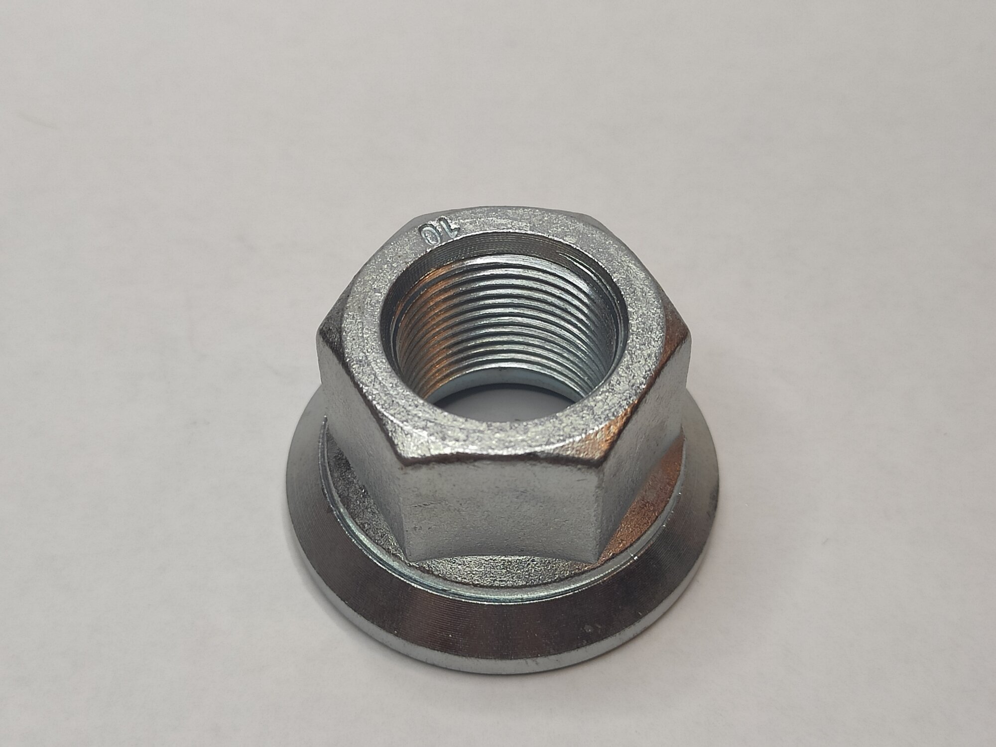 Колесная гайка ГАЗ Газель М18 х 1,5 S=27 с оцинкованным покрытием