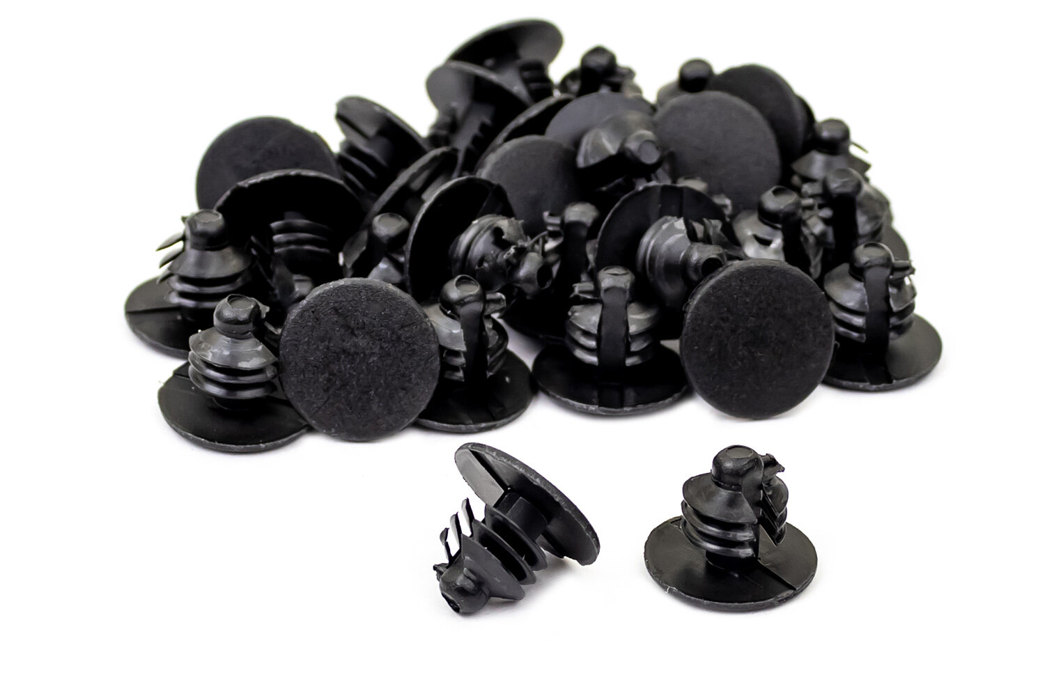 Комплект из 30 пистонов крепления нижнего уплотнителя порога для Шевроле Нива, Лада Нива Тревел