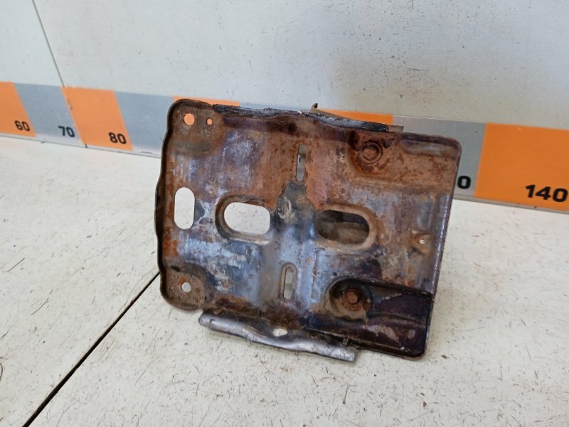 Б/У Шевроле Ланос Площадка под АКБ Chevrolet Lanos 2008 257457 GENERAL MOTORS арт. 96278821