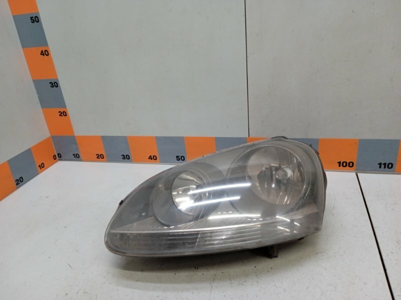 Б/У с дефектом, оригинал, Фольксваген Гольф 5 Фара левая Volkswagen Golf 2004 5, 1K1 216327 VAG арт. 1K6941005A