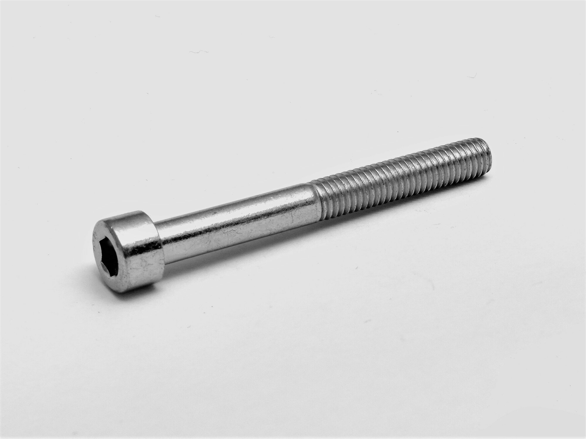 Винт цилиндр. с внутренним шест. М5 х45 DIN 912, K87 / 20 шт / соберизавод