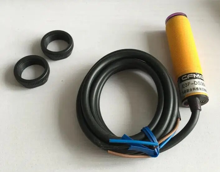 Фотоэлектрический переключатель VIDONIA E3F-DS10Y1, 6-36VDC, 10-30см