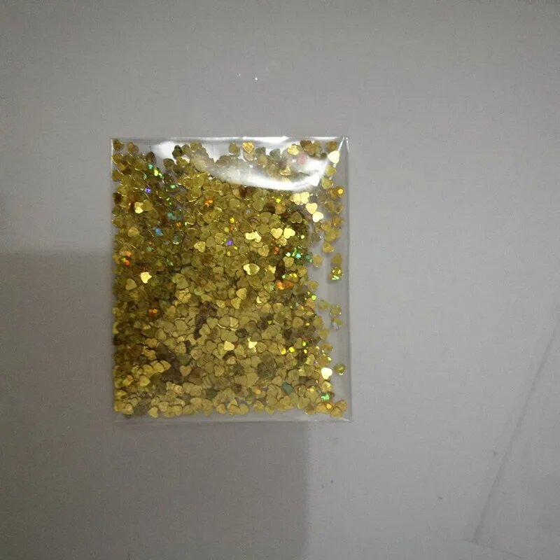Конфетти сердечки Chicnlife 1000 шт. gold