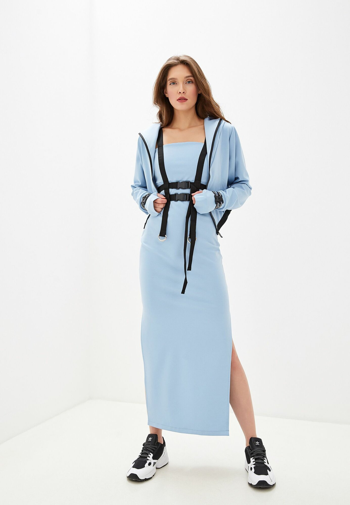 Костюм спортивный