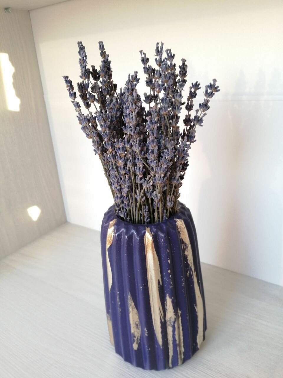 Ваза Вертикаль "Лаванда с позолотой" высота 15 см, цвет лаванда с позолотой