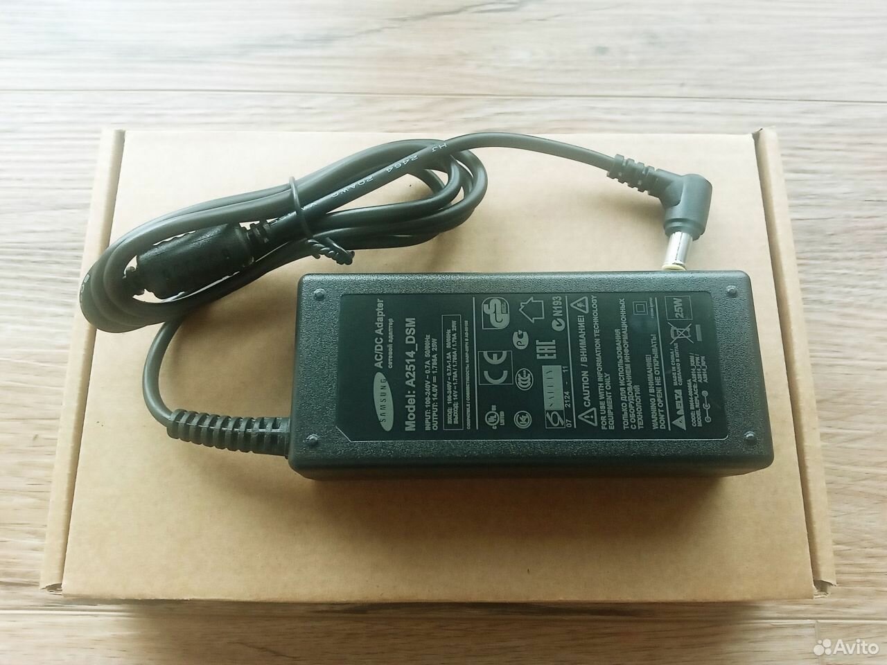 Блок питания для монитора Samsung S27E390H (14V 1.79A)