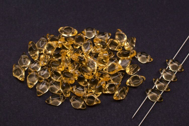 Бусины GemDuo 8х5мм, отверстие 0,8мм, цвет 10060 топаз прозрачный, 709-021, 10г (около 64шт)