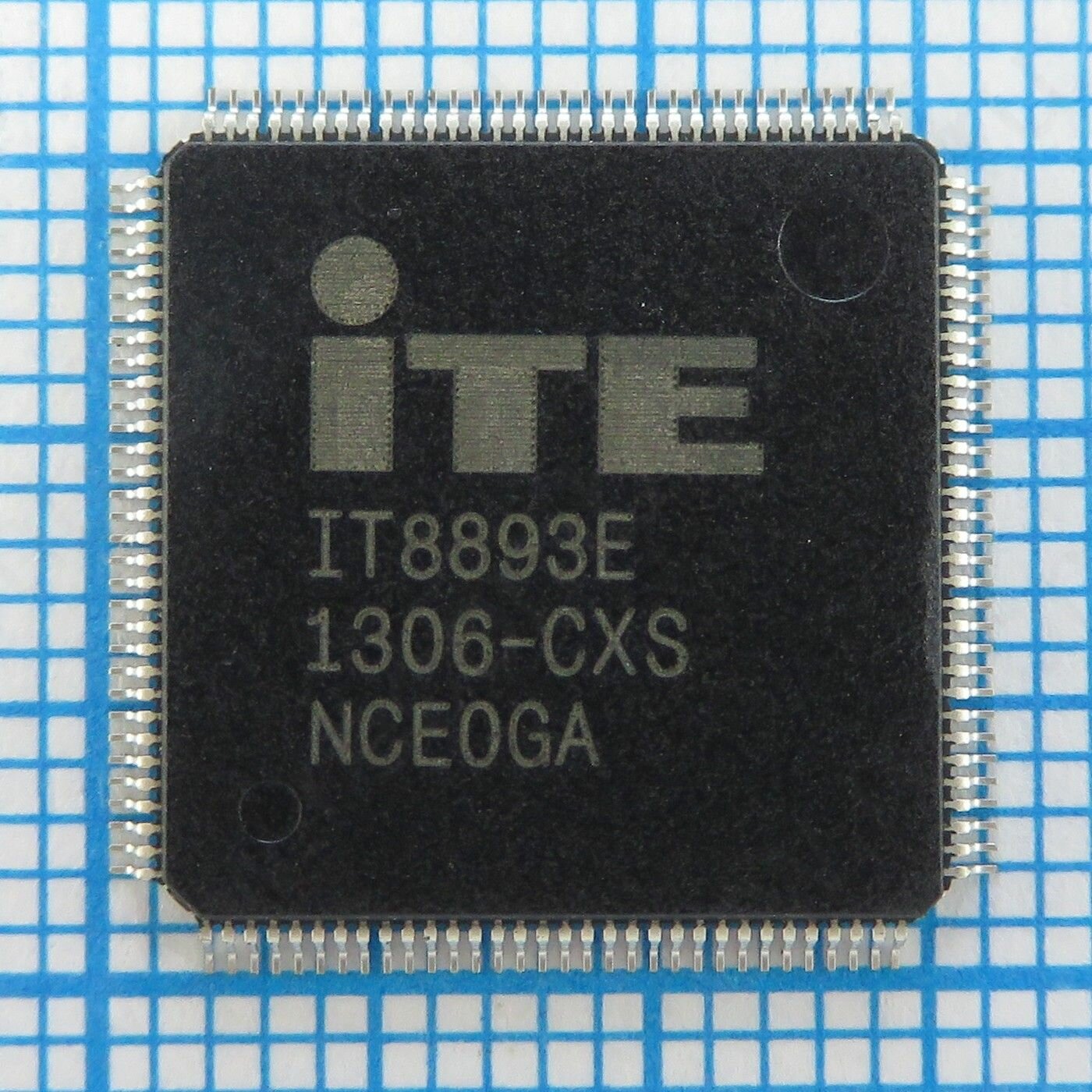 IT8893E CXS IT8893E-CXS - Мультиконтроллер