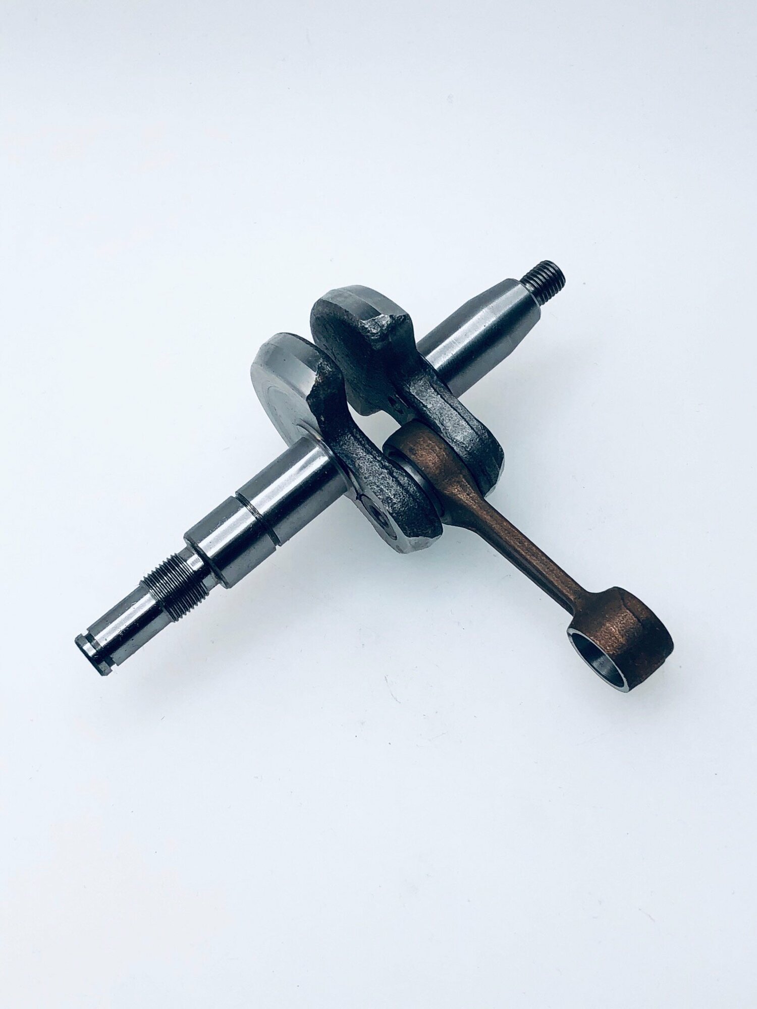 Коленчатый вал MS 210, 230, 250 Stihl