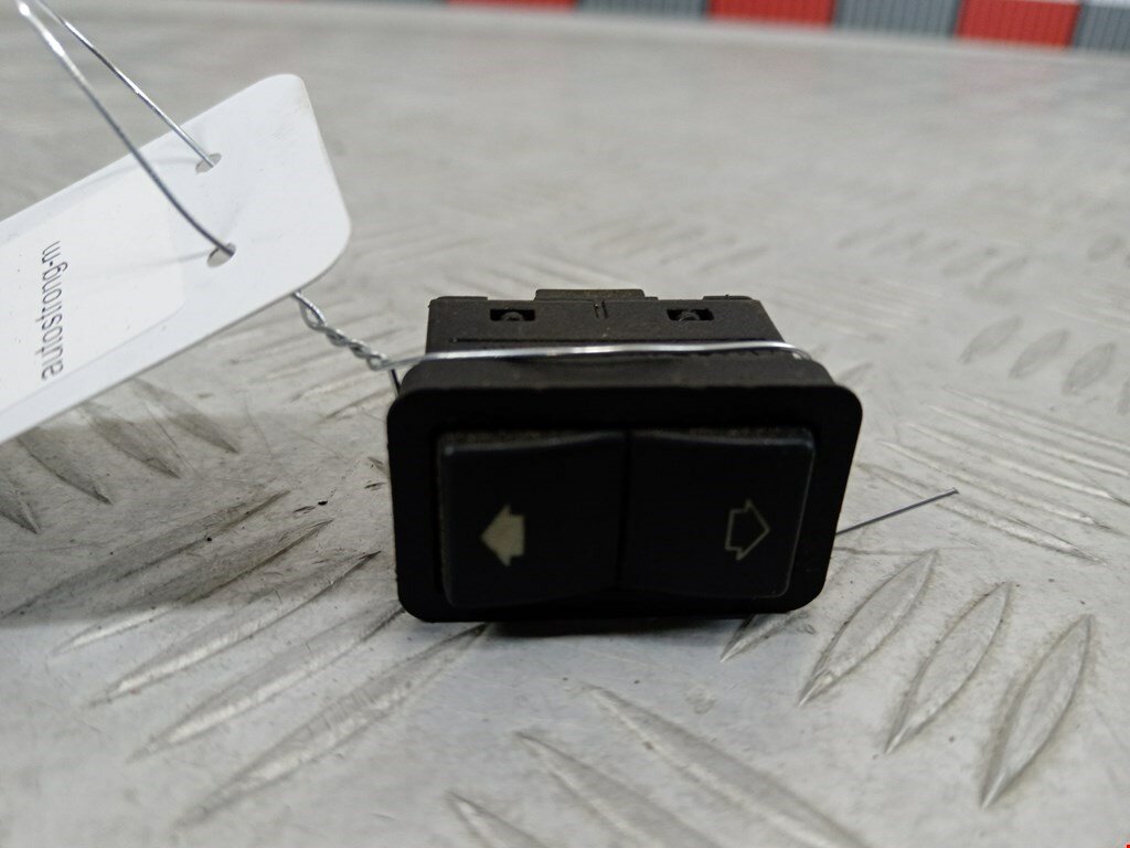 Кнопка стеклоподъемника BMW 5-Series (E39) 61318368974 арт. 1917357