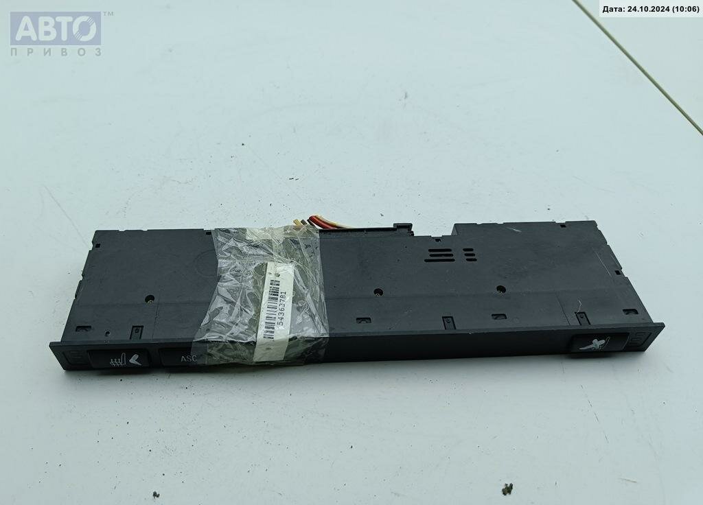 Кнопка обогрева сидений BMW 5 E39 (1995-2003)