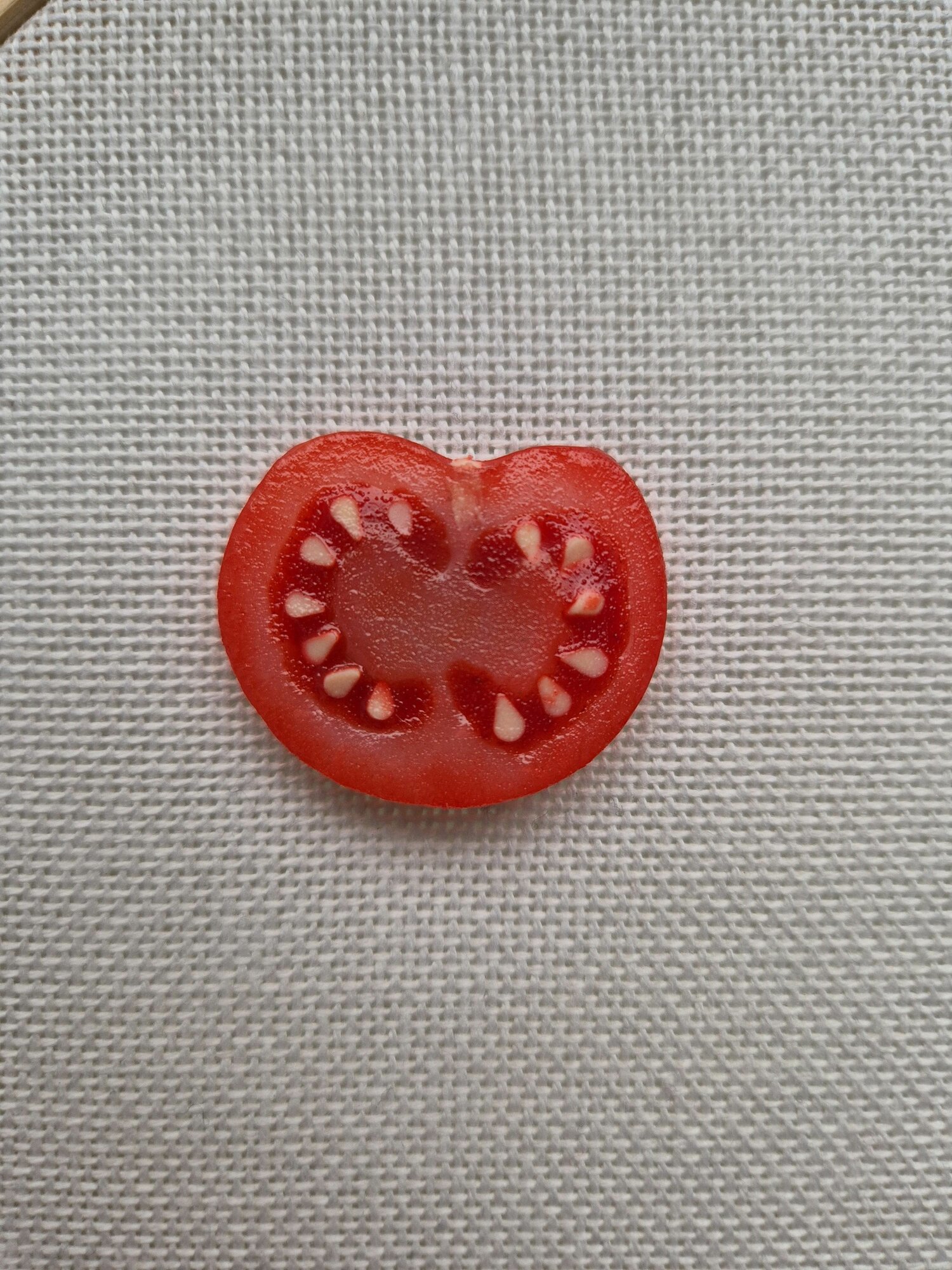 Игольница-магнит/магнитный держатель "Помидорка"