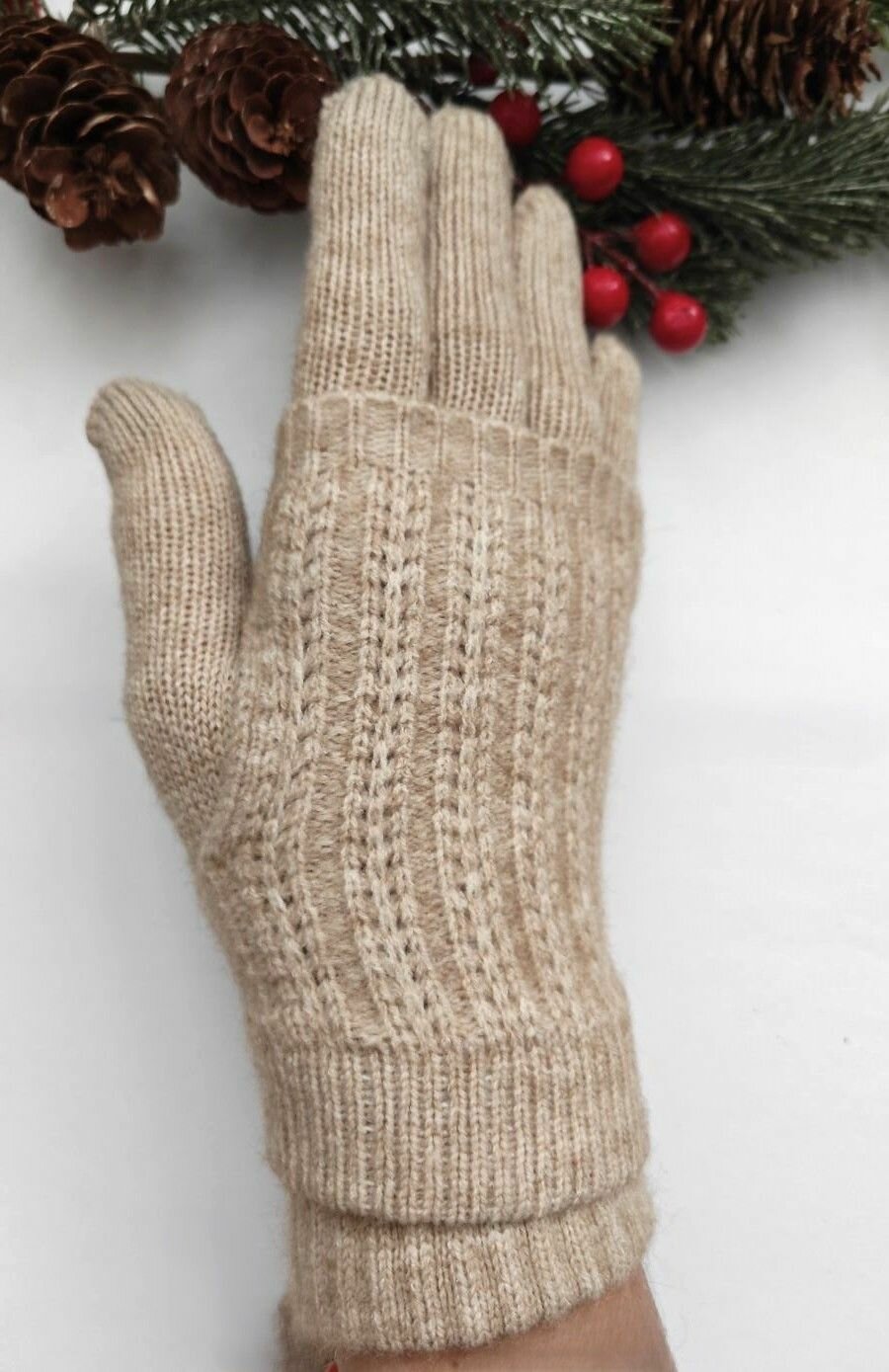 Перчатки для женщин