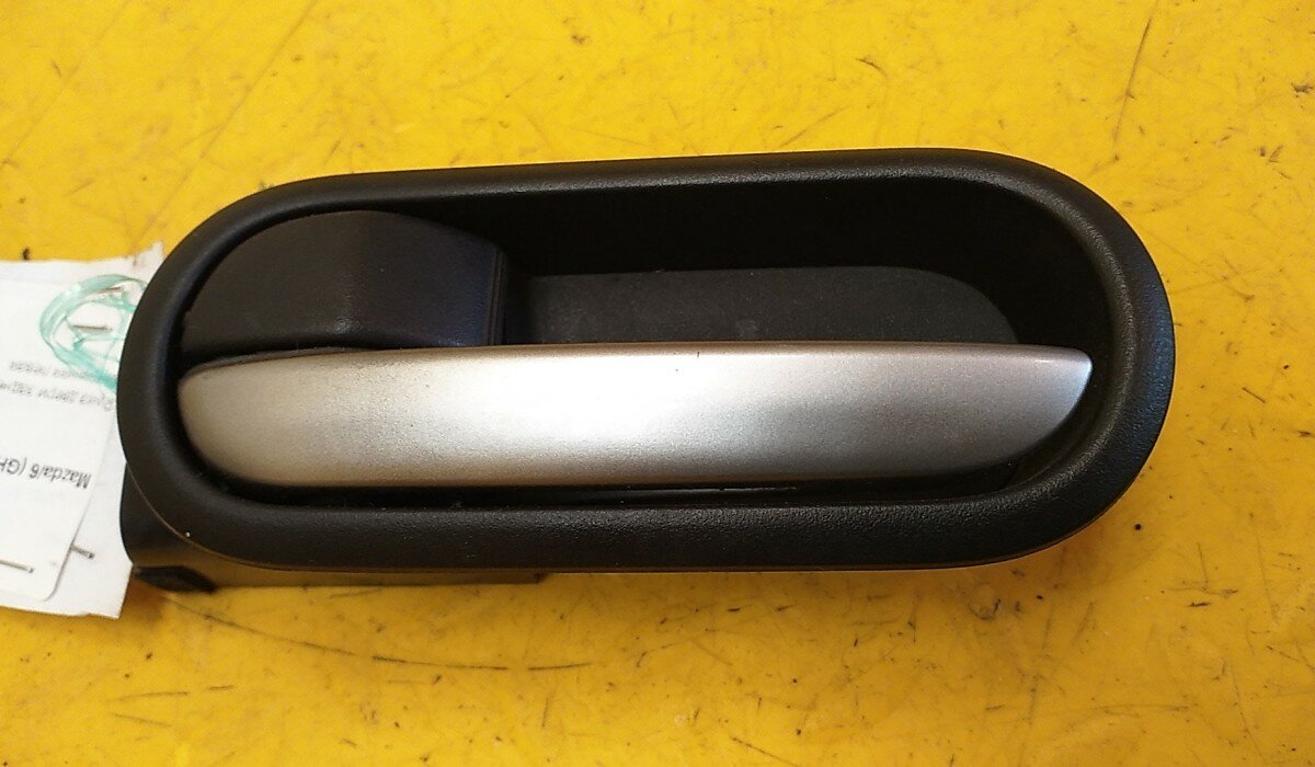 Ручка двери задней левой внутренняя 6 (GH) Mazda GS1D73330B02
