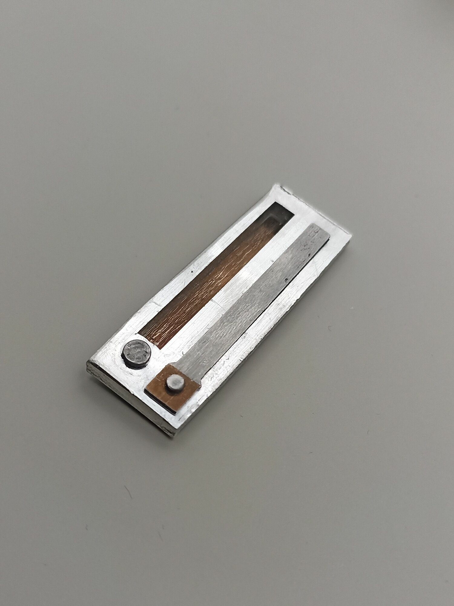 Голосовая планка ми малой октавы