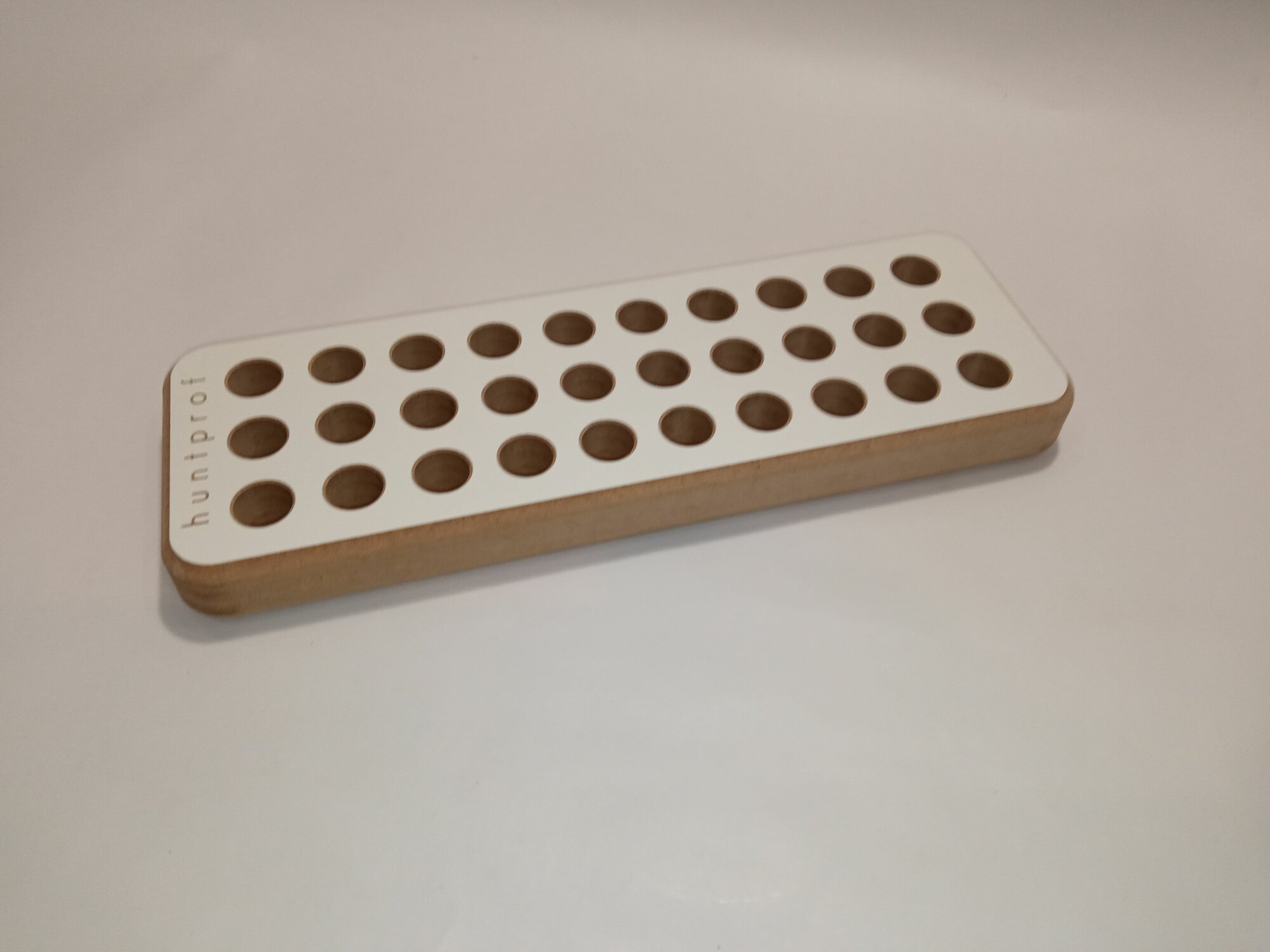 Подставка для гильз и патронов кал. 338 Winchester Magnum 8,6x64 на 30 мест / доска для сборки патронов