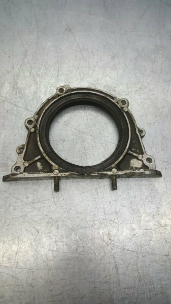 Крышка коленвала Nissan Almera N15 GA16 1995 задн. (б/у)