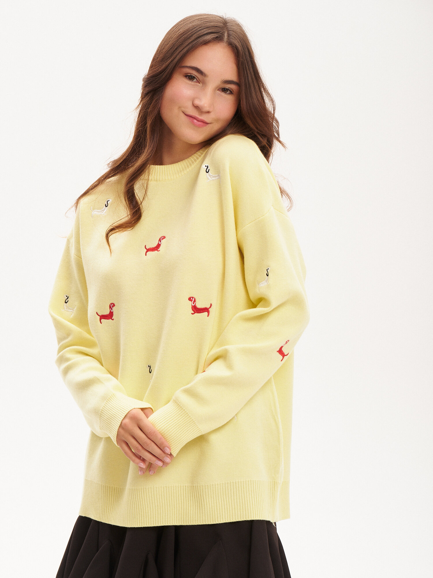 Джемпер  Джемпер "Собачка", женский, с вышитыми таксами, oversize, желтый 40-50