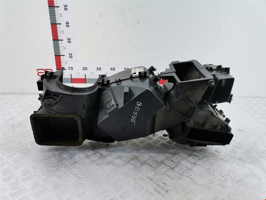 Отопитель в сборе (печка) Volkswagen Golf 4 1J1820003Q арт. 2041539