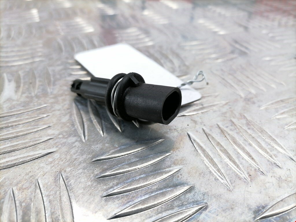 Датчик температуры воздуха Opel Astra G 12129596 арт. 2050824