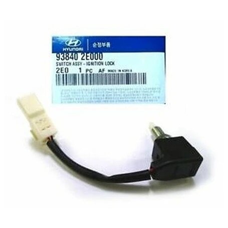 Датчик стоп-сигнала Hyundai/Kia 93840-2E000