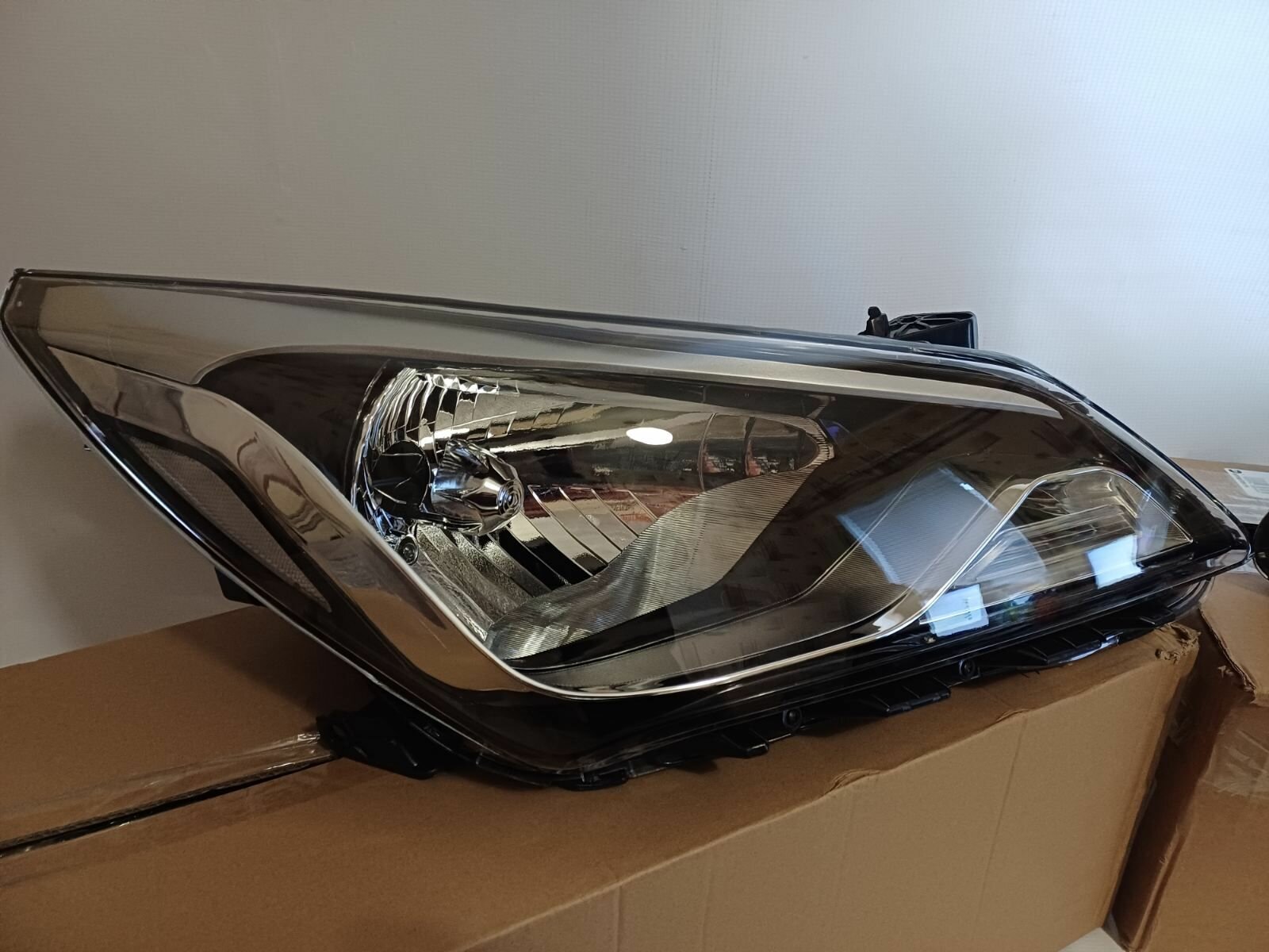 Правая фара хендай солярис HYUNDAI SOLARIS 14-17 рестайл