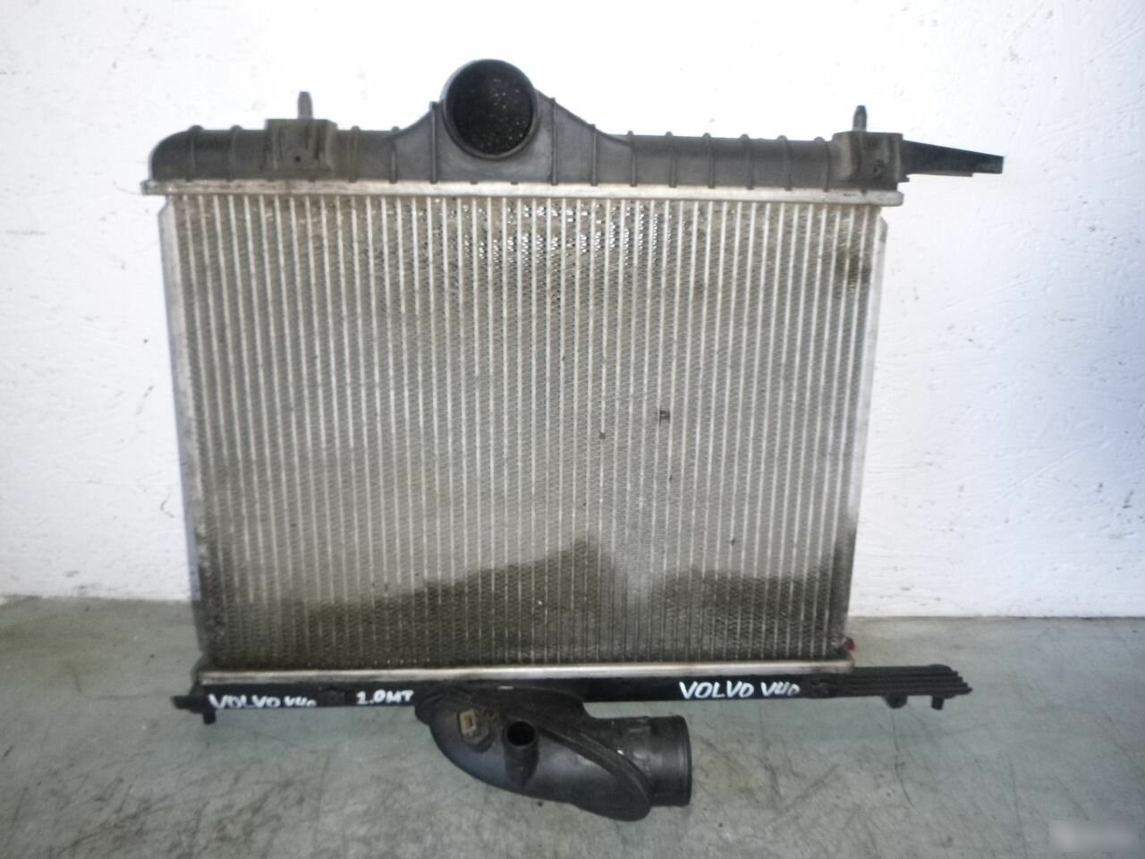 Интеркулер Volvo V40 I (1995—1999)